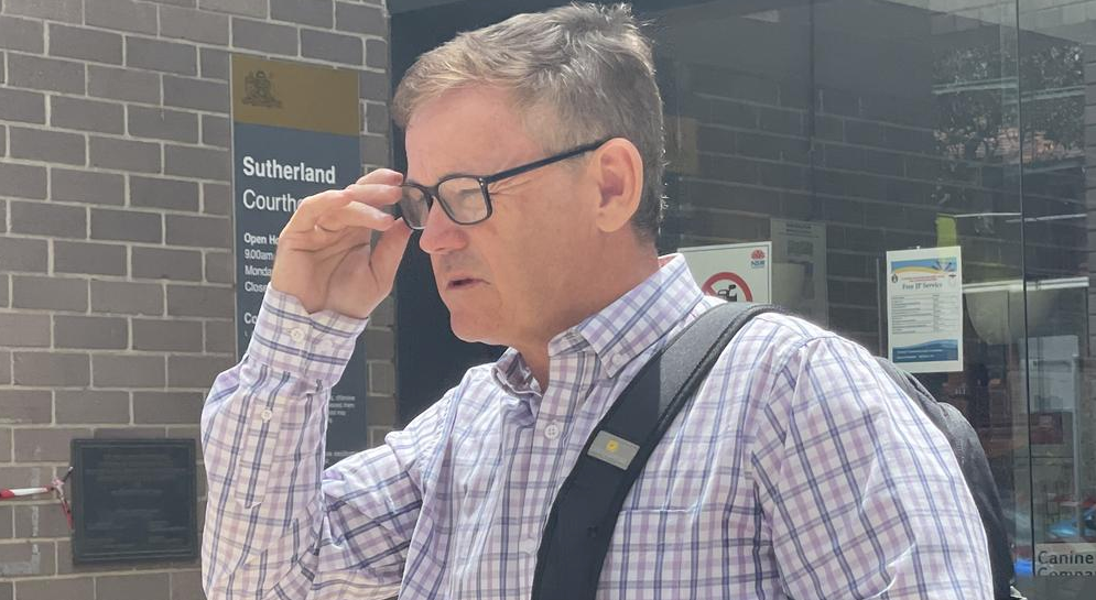 得不偿失！澳男非法捕捞鲍鱼、龙虾，被重罚$3.5万、18个月监禁，只为牟利$491...-澳洲网